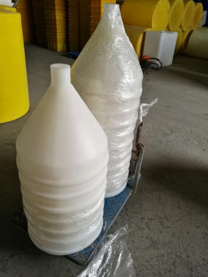 Embudo plástico gigante plástico de Rotomolded Fertigation para mezclar ...